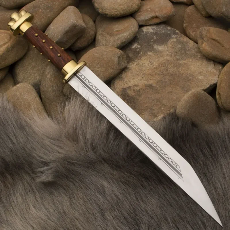 Viking Knives: 6 Essential Blades of War and Daily Life